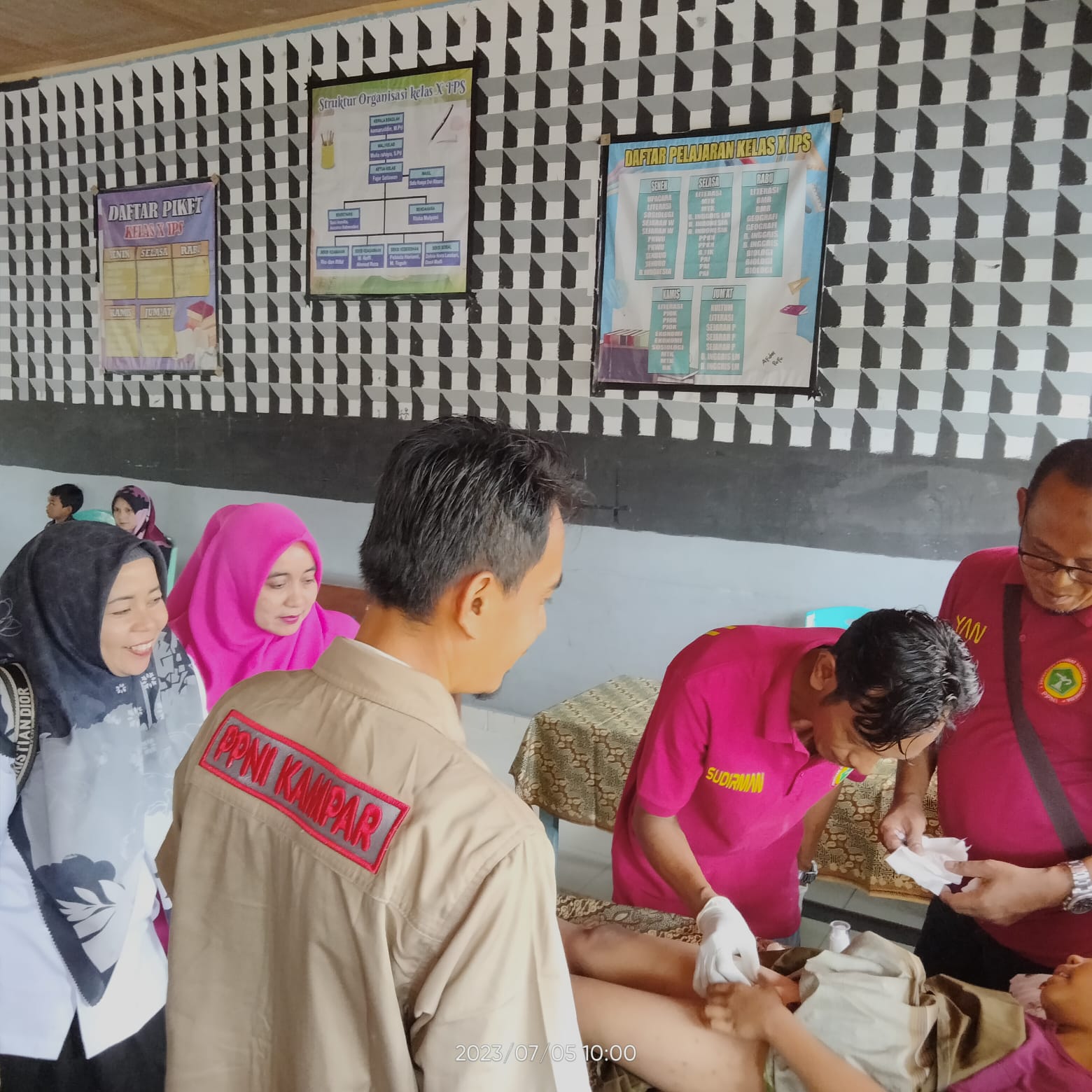 Isi Liburan Sekolah, GOW Kampar Taja Sunat Massal – Ruang Indonesia Bicara