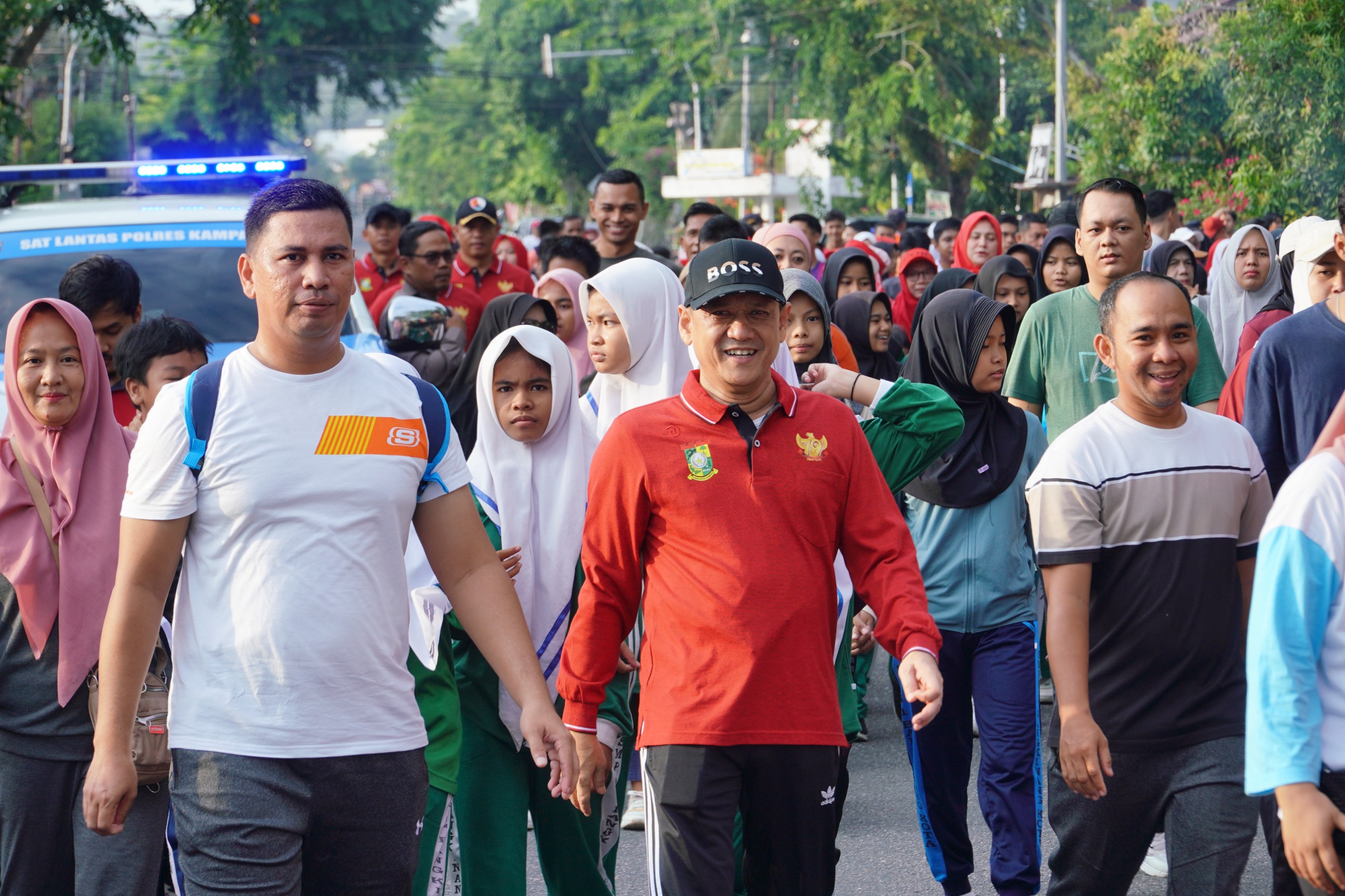 Rebutkan Hadiah Utama Sepeda Motor Jalan Santai Dalam Rangka HUT RI ke-79 Dan HAN Tahun 2024 ...